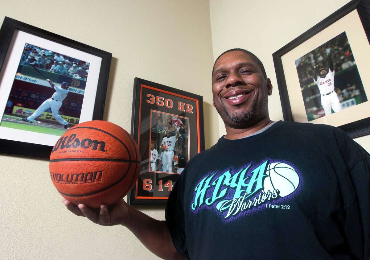 Altered Rhodes map finds former Astro coaching basketball