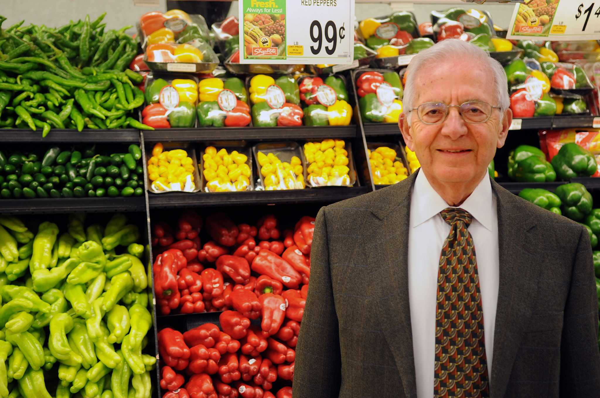 Stamford's Sam Cingari, Grade A ShopRite exec, dies at 92