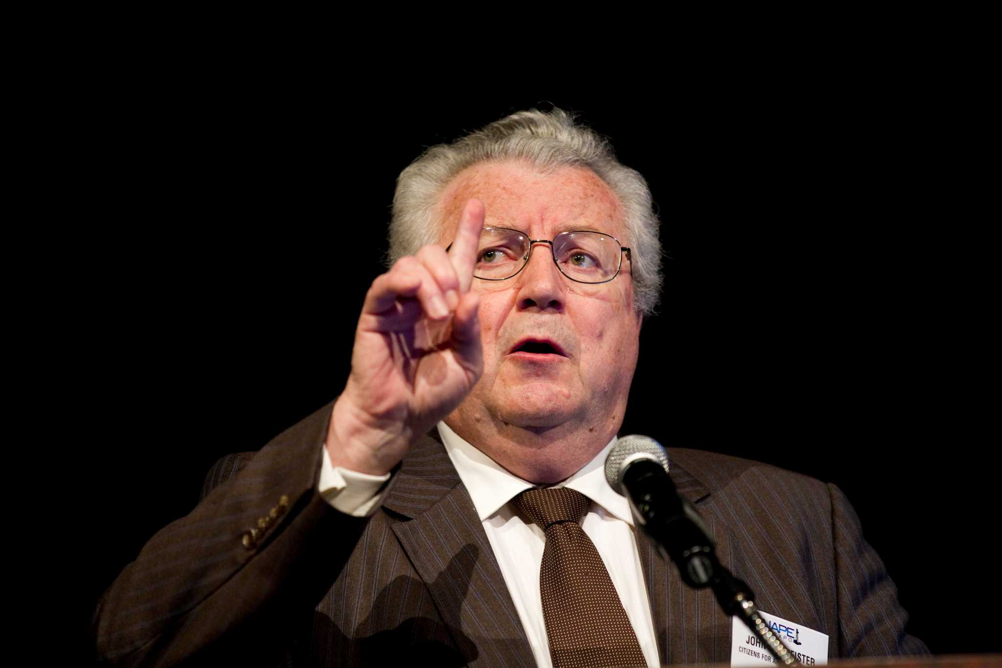 John Hofmeister, former president of Shell Oil Co., dies