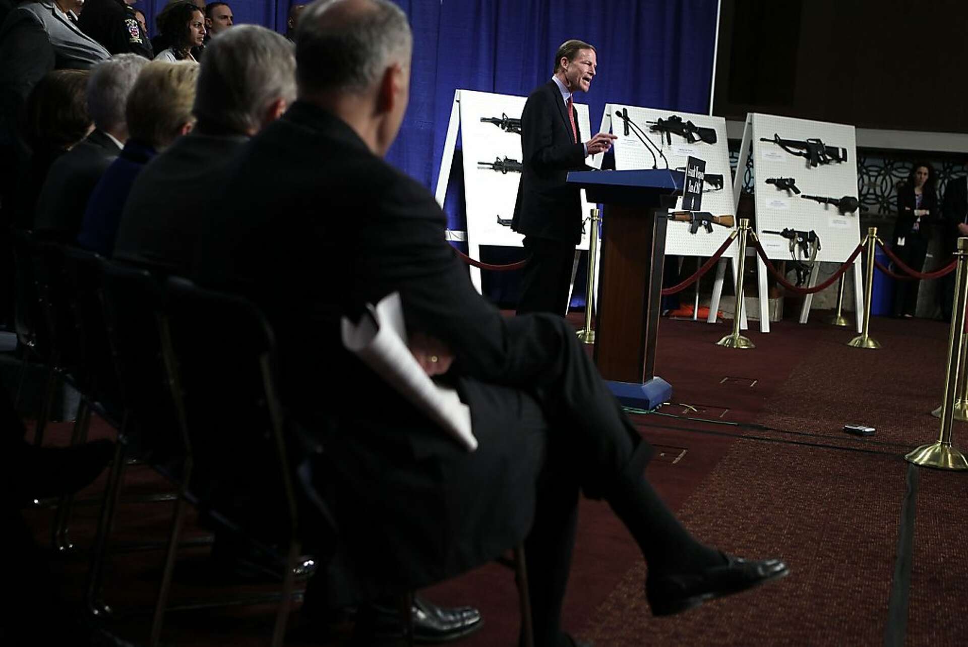 Sen. Feinstein rolls out gun ban measure