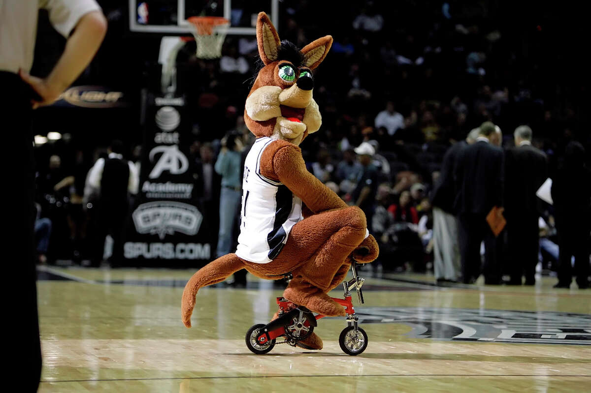 22 things every Spurs fan should know about the Coyote