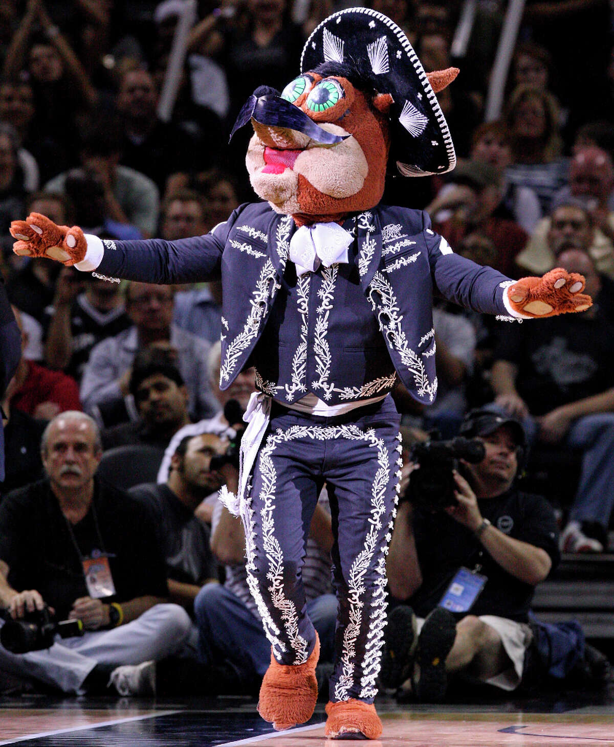22 things every Spurs fan should know about the Coyote