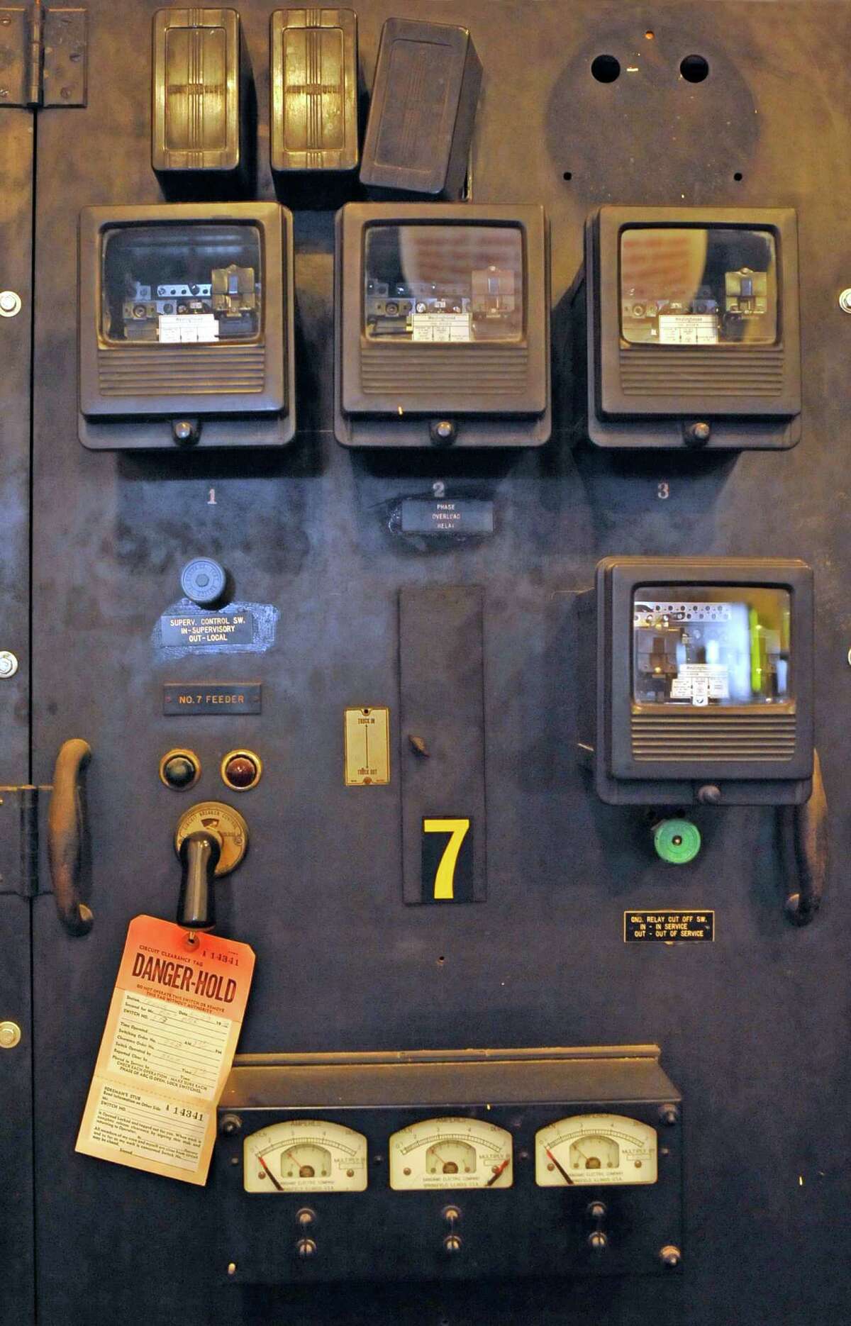 Take a peek inside Beaumont's Edison Museum