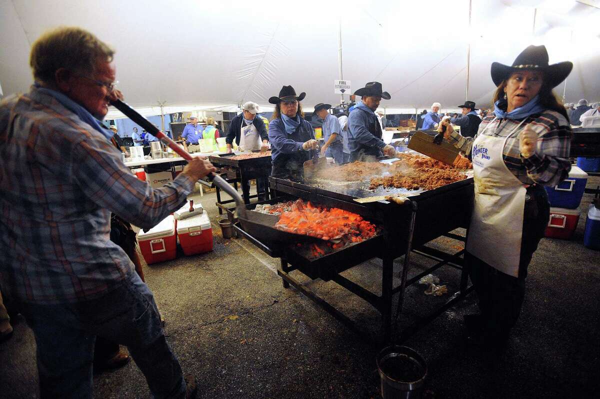 Cowboy Breakfast sees good weather, record crowds