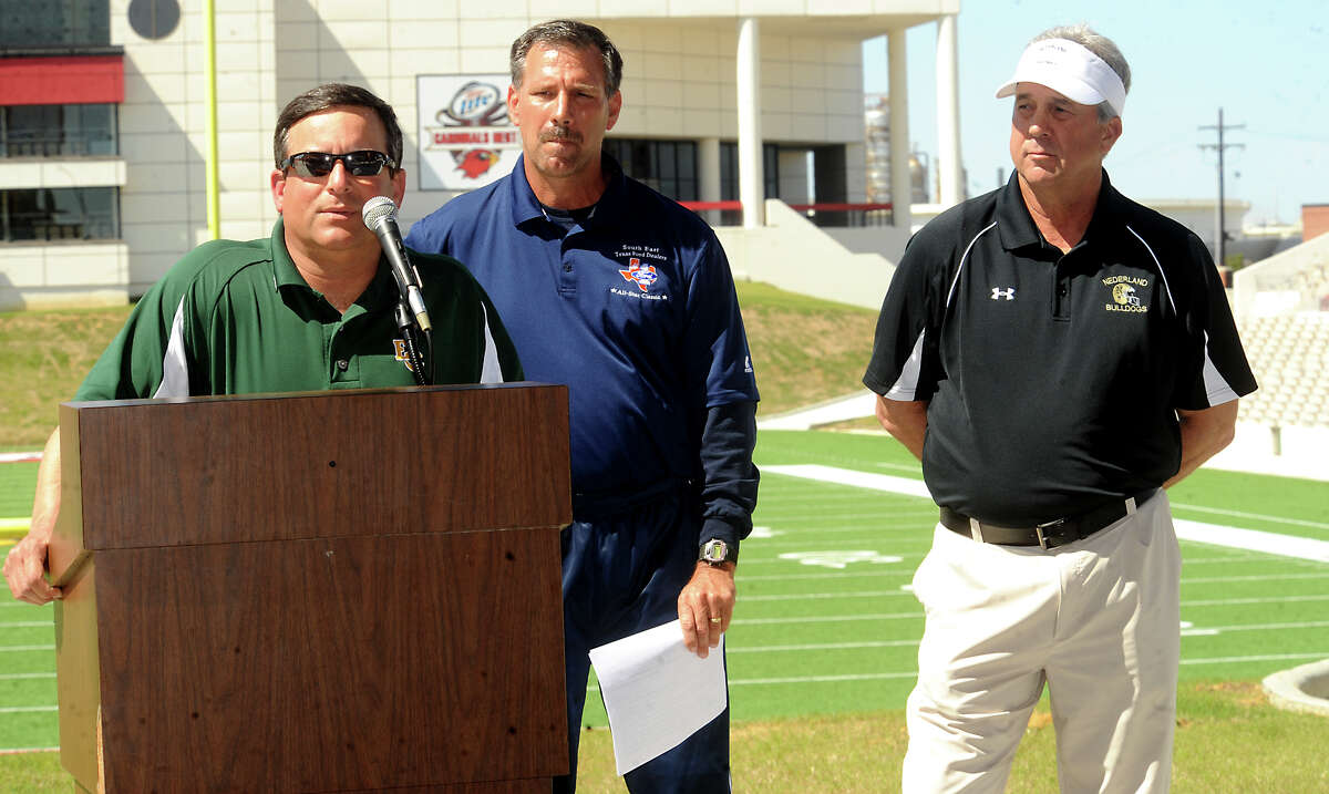 Martel leaving Hardin-Jefferson for Alief Hastings job