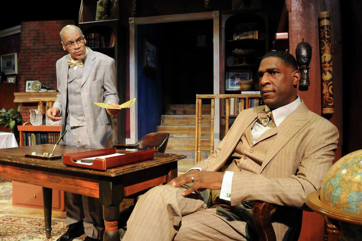 In 'Kiss,' father of bride doesn't always know best