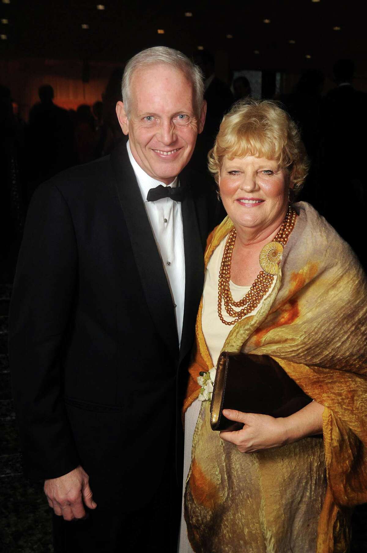 "Beyond Boundaries" Gala a glittery success