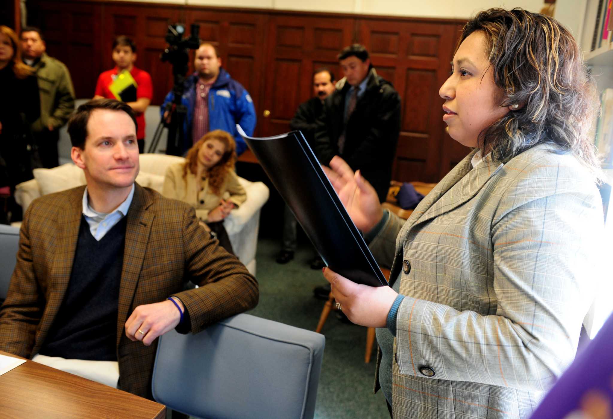 Delegation vows support of immigration reform