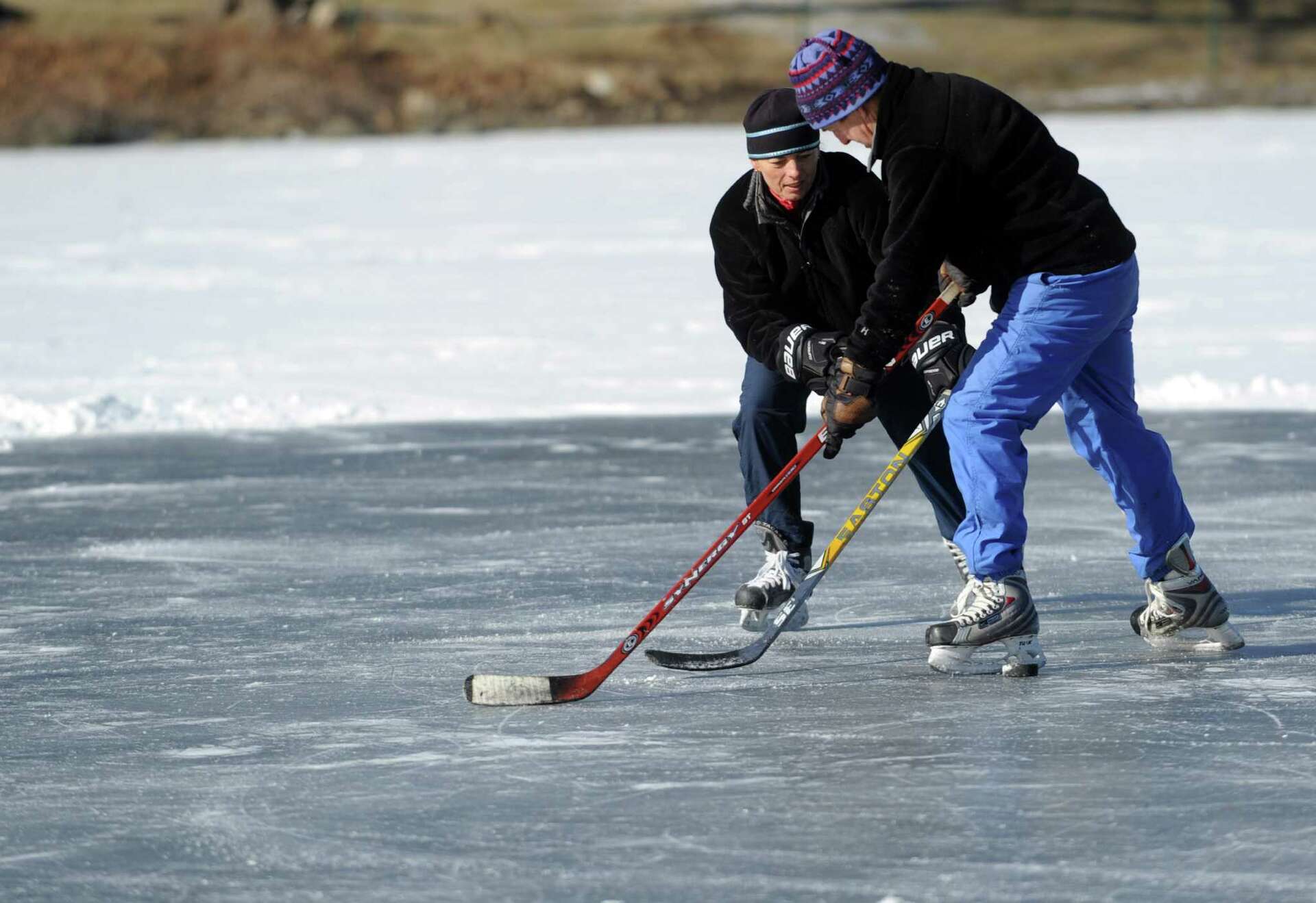 Skaters take to the ice in Darien
