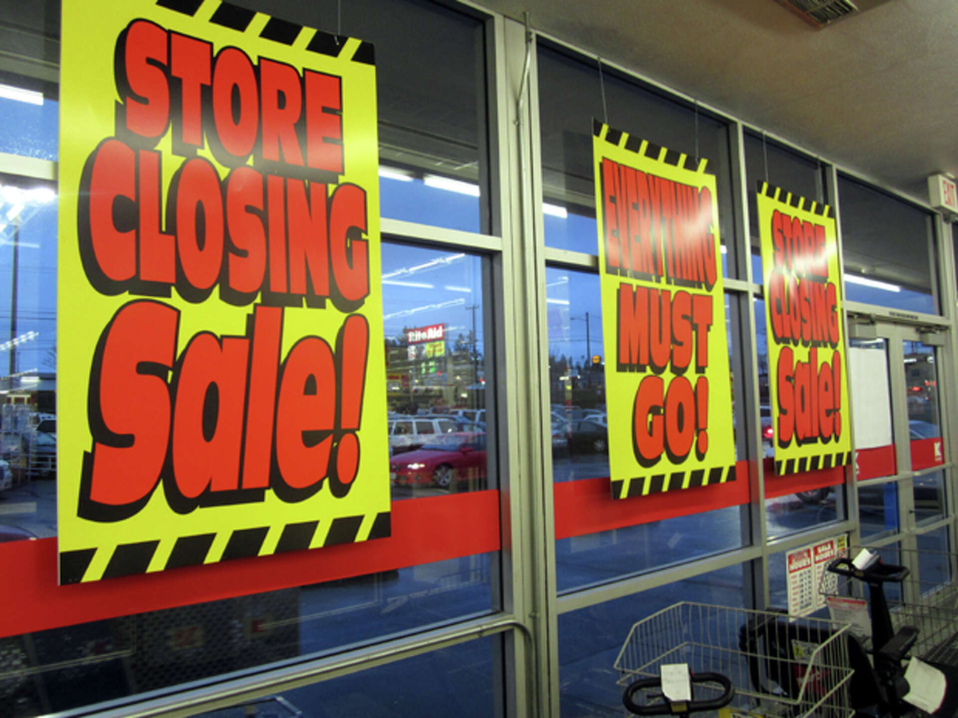 Cops: 10 pounds of marijuana delivered to Seattle Kmart