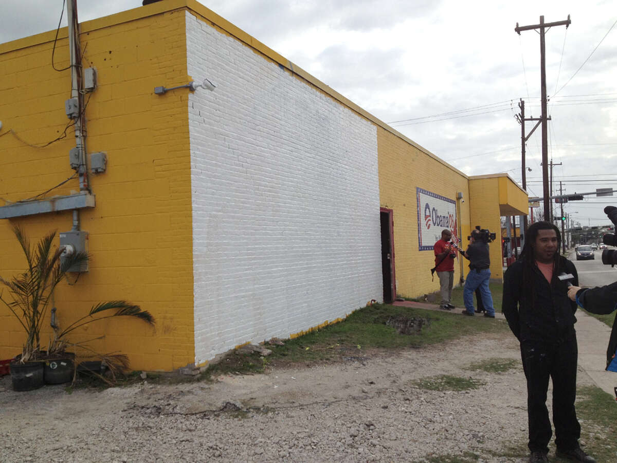 Obama mural near Midtown defaced again