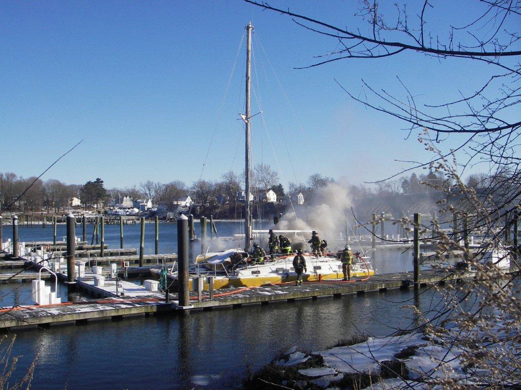 Fire destroys fixture in Stratford harbor