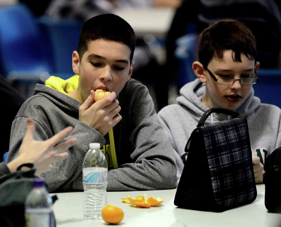 Lunch fails many students