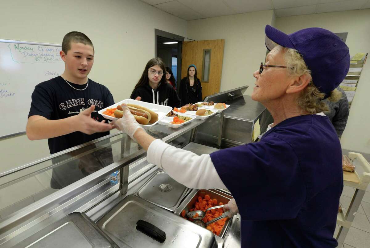 Lunch fails many students