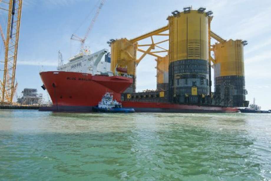 Giant hull arrives on Texas coast - Beaumont Enterprise