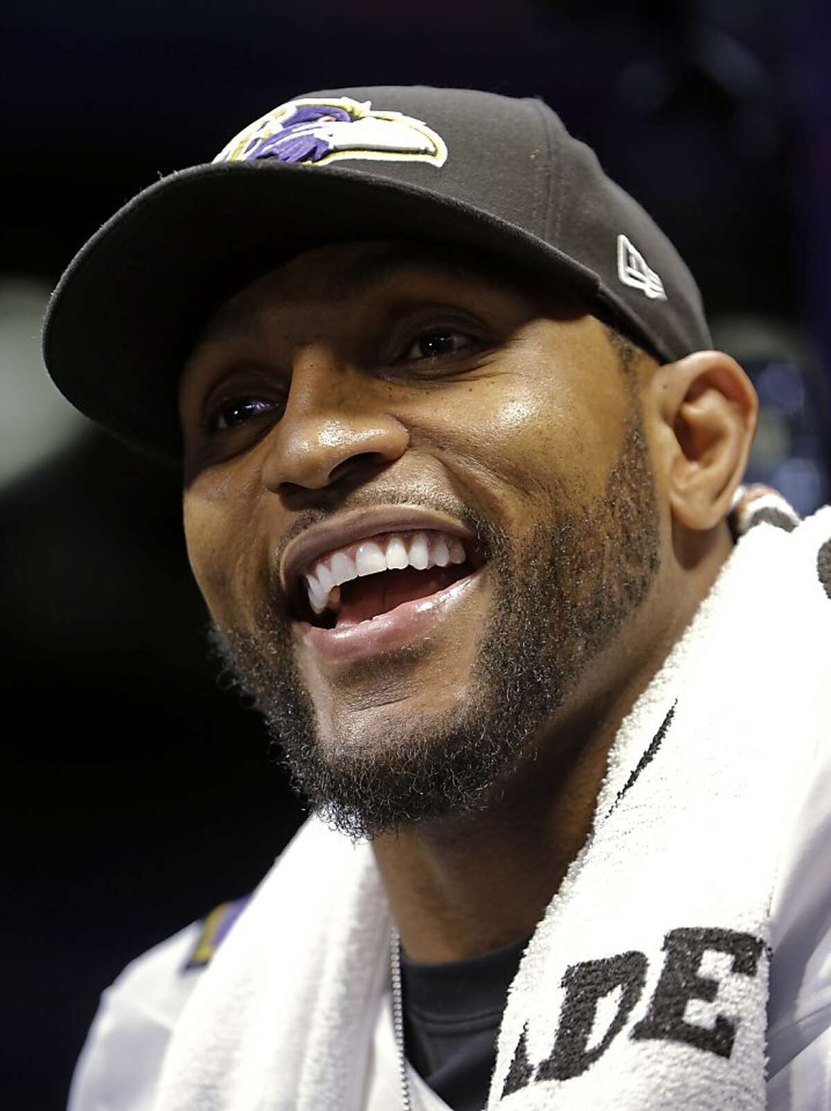 Ravens' Lewis denies boost from drugs