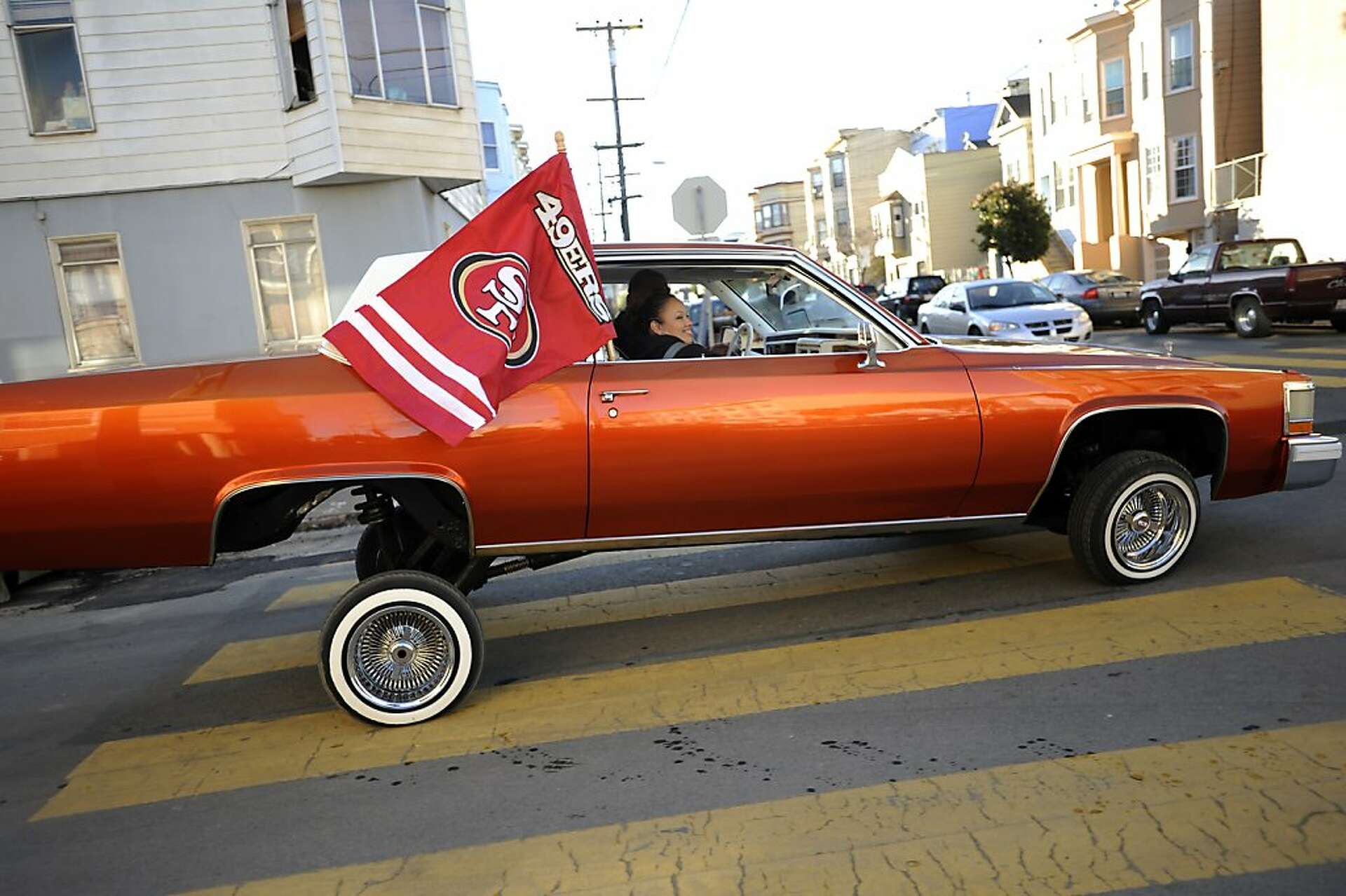 Lowrider parade for 49ers ready to dance