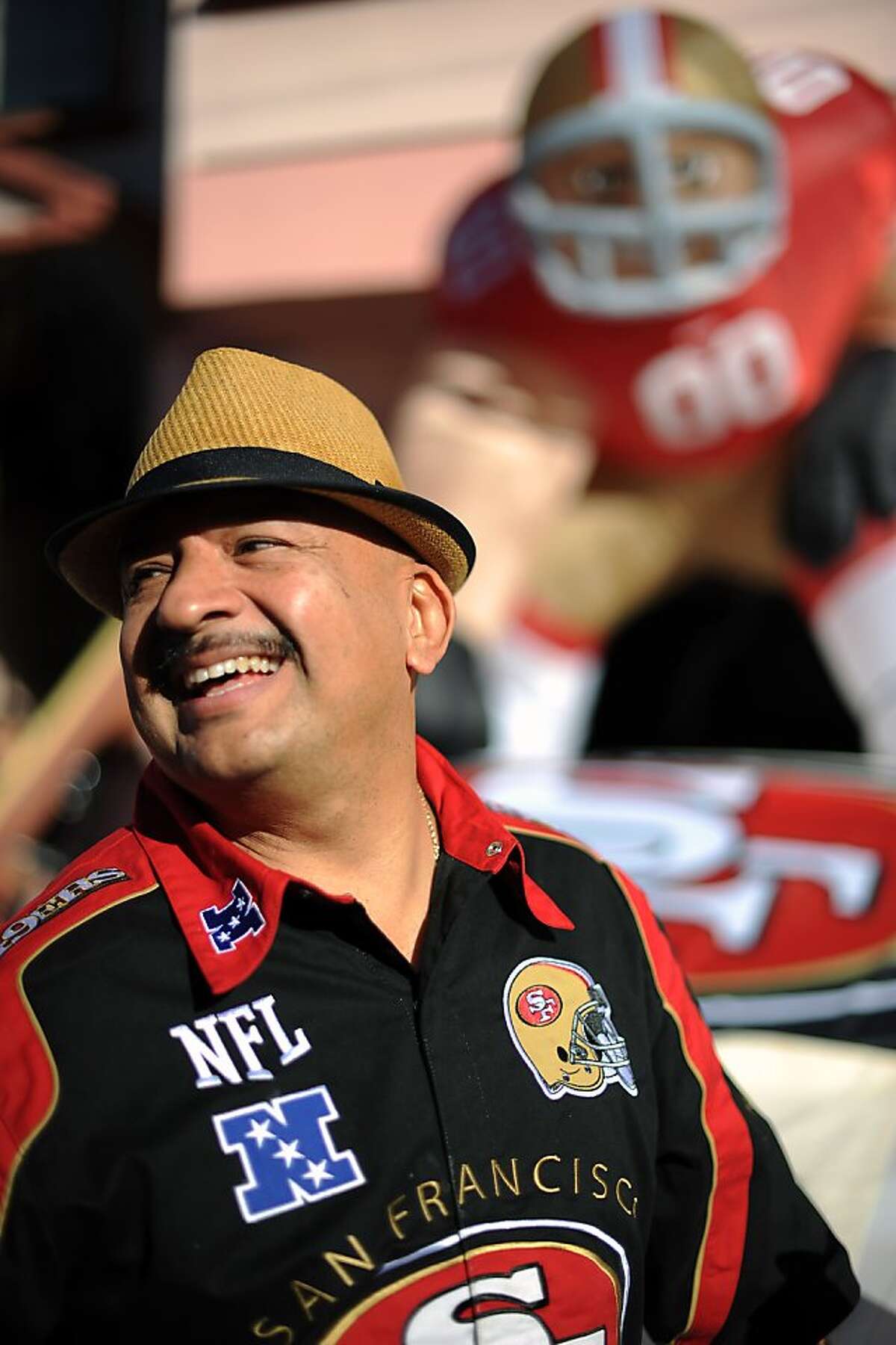 Lowrider parade for 49ers ready to dance