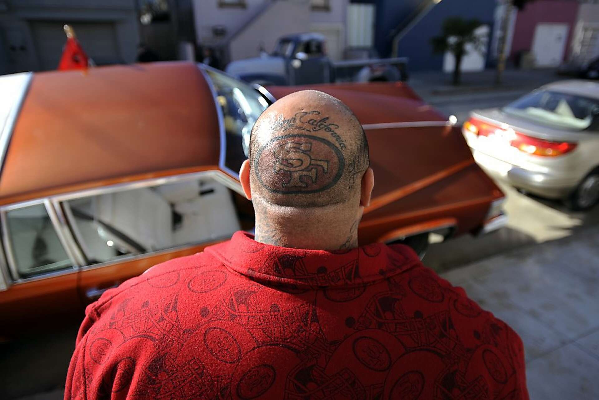 Lowrider parade for 49ers ready to dance