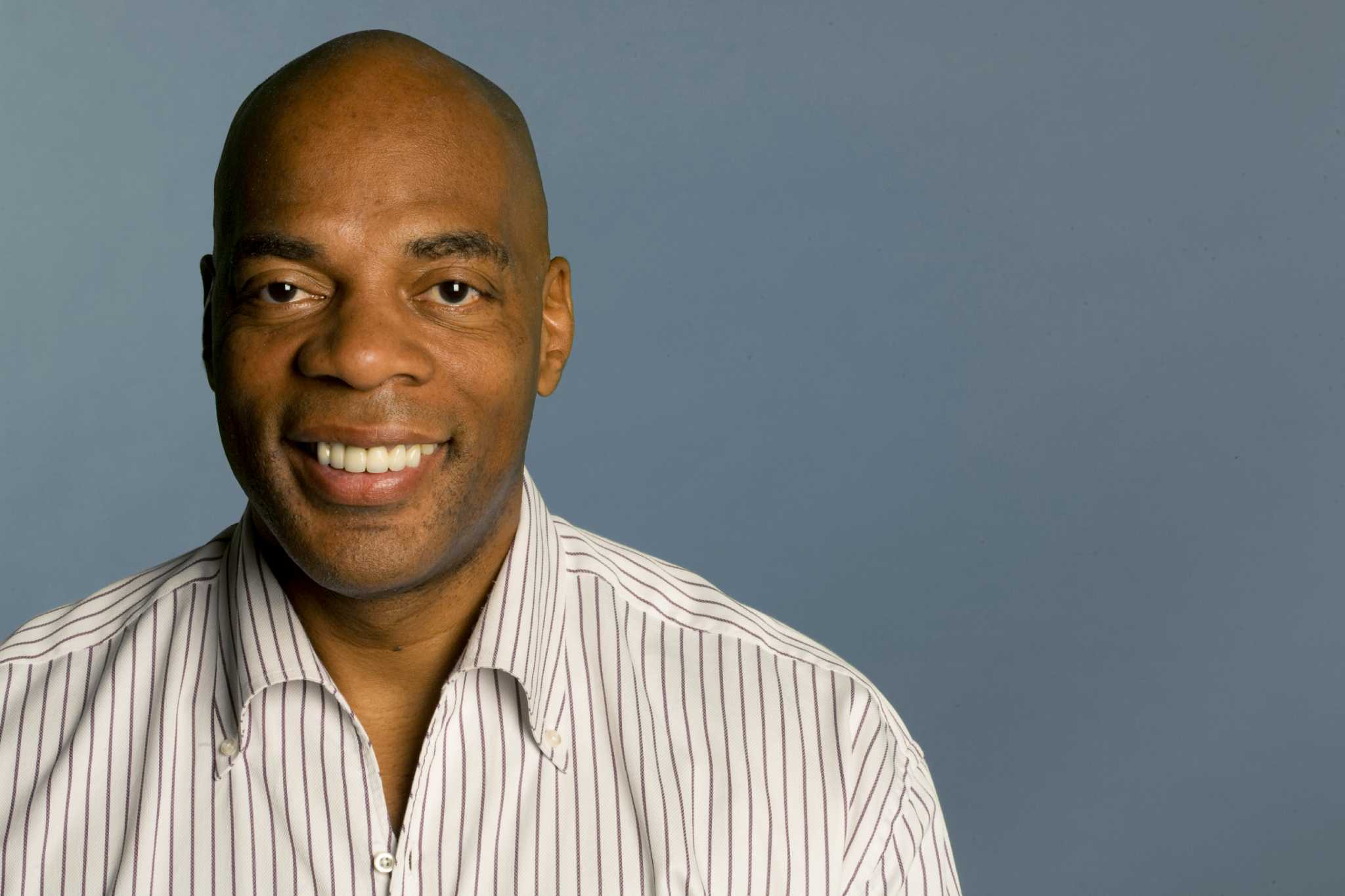 "Last Comic Standing" winner Alonzo Bodden performs at Foxwoods