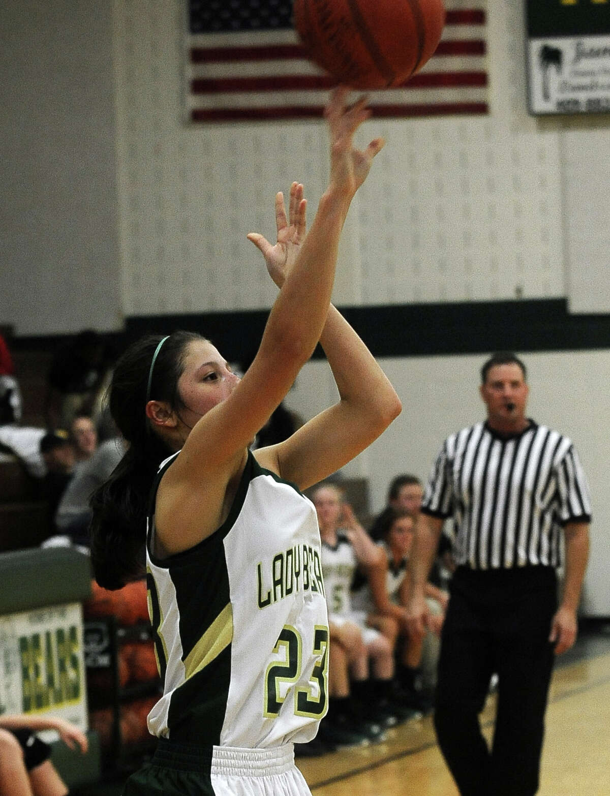 LC-M girls beat Nederland, hold edge on final playoff spot