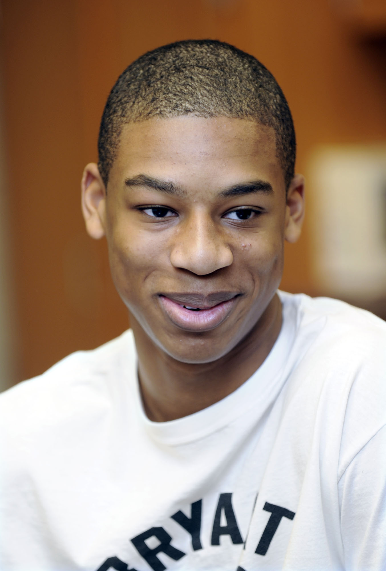 Bethel basketball's Dan Garvin holds signing day ceremony for Bryant