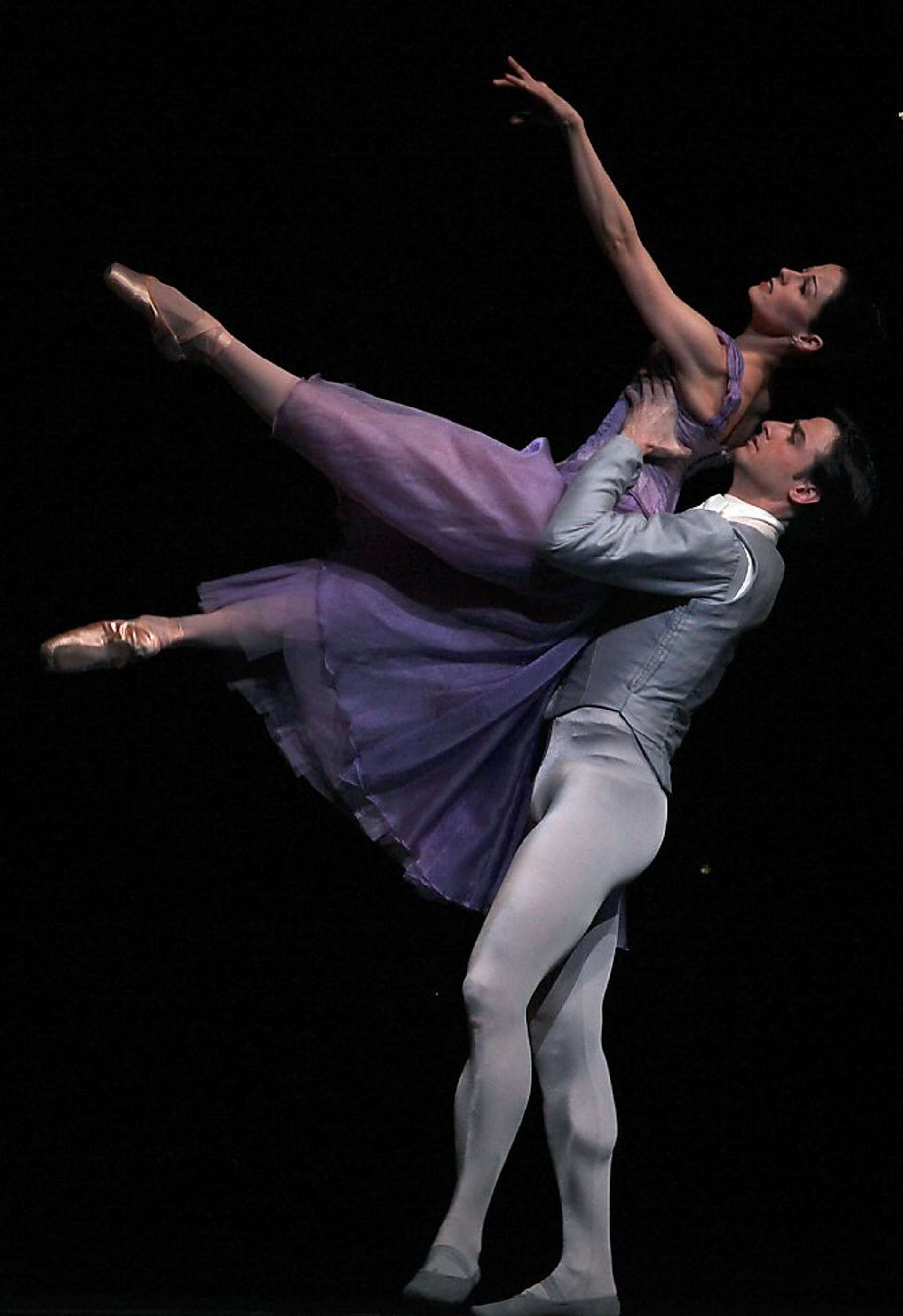 S.F. Ballet review: 'Borderlands'