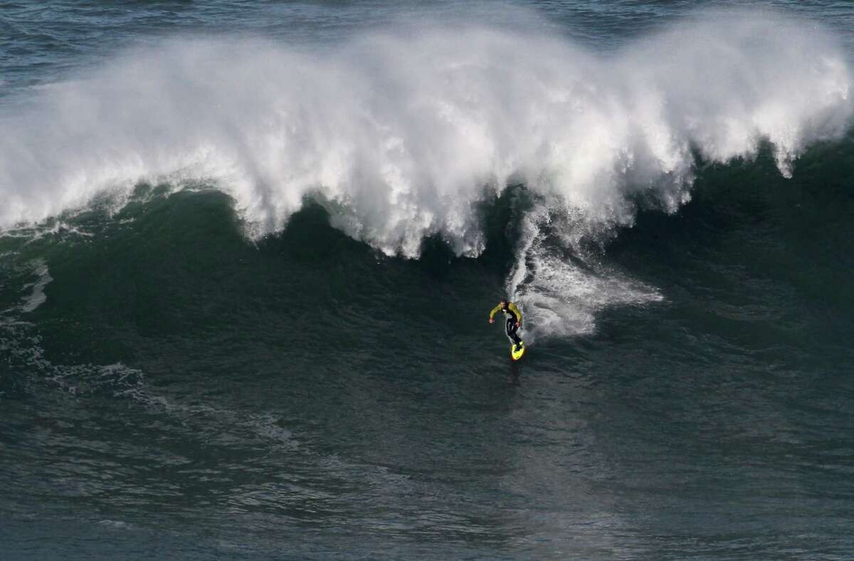 Extreme surfer may have caught record 100-foot wave