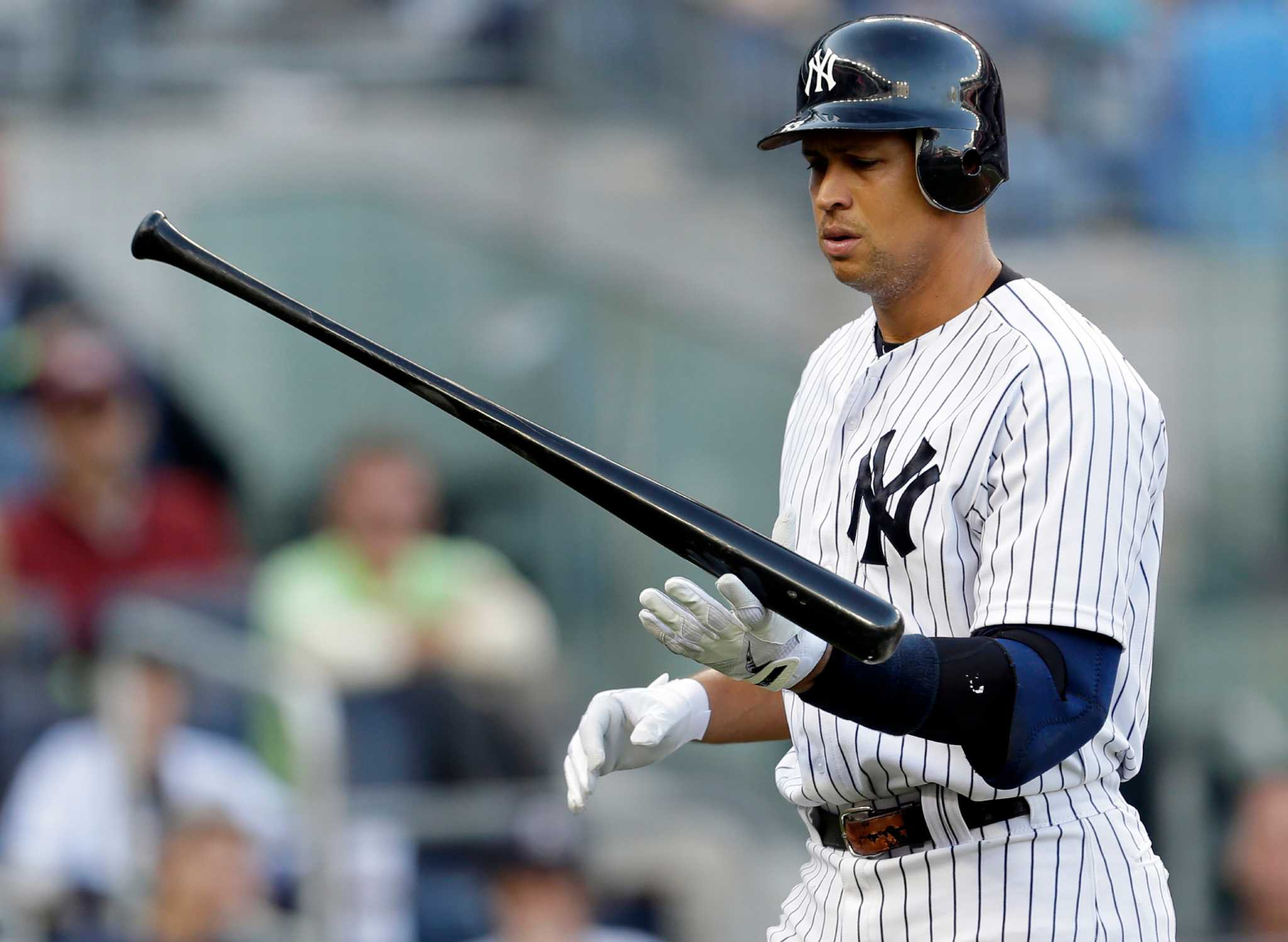 A-Rod leaves Yanks upset