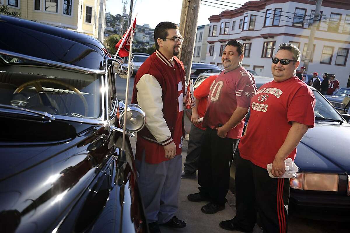 Lowrider parade for 49ers ready to dance