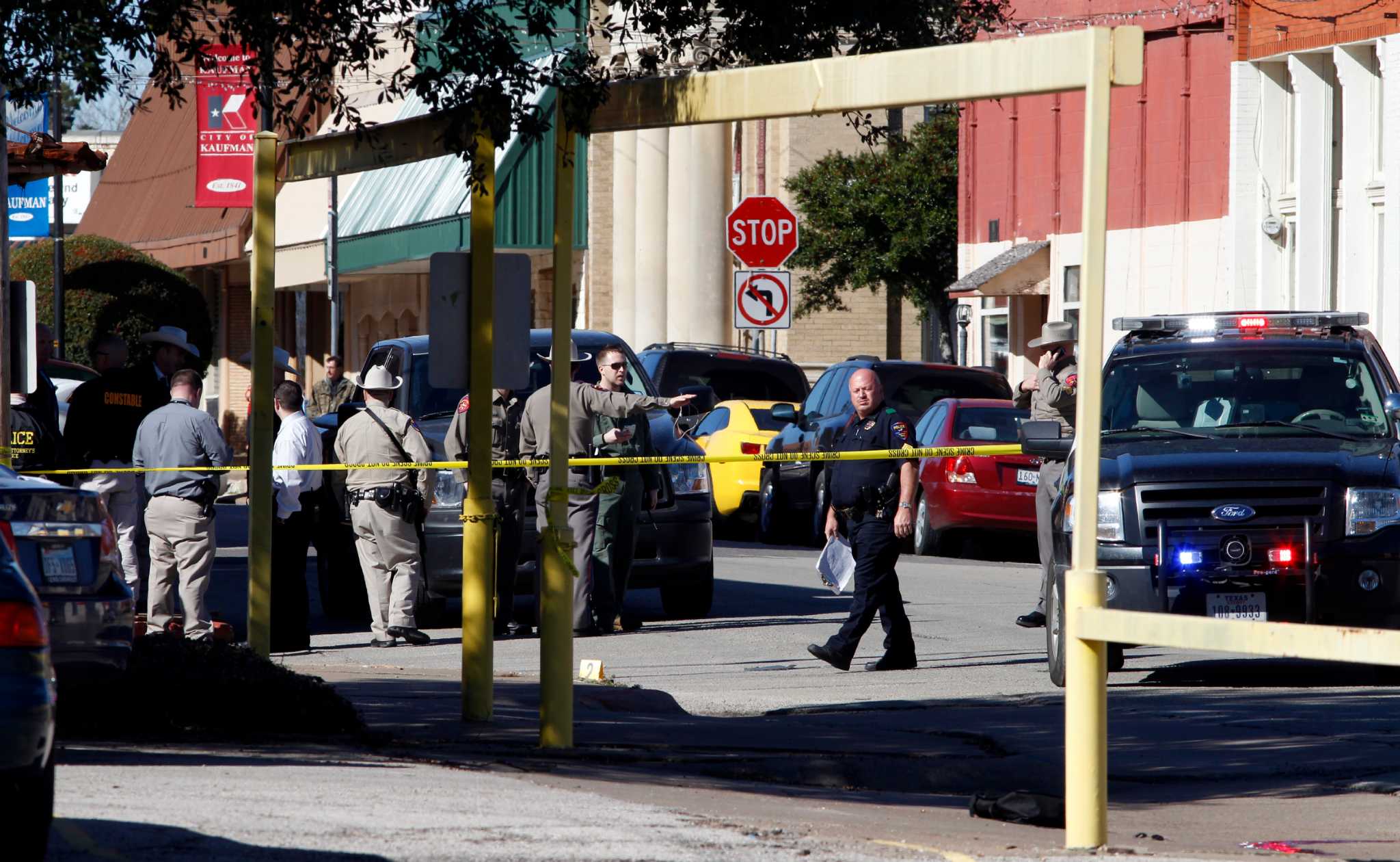 County prosecutor killed near N. Texas courthouse