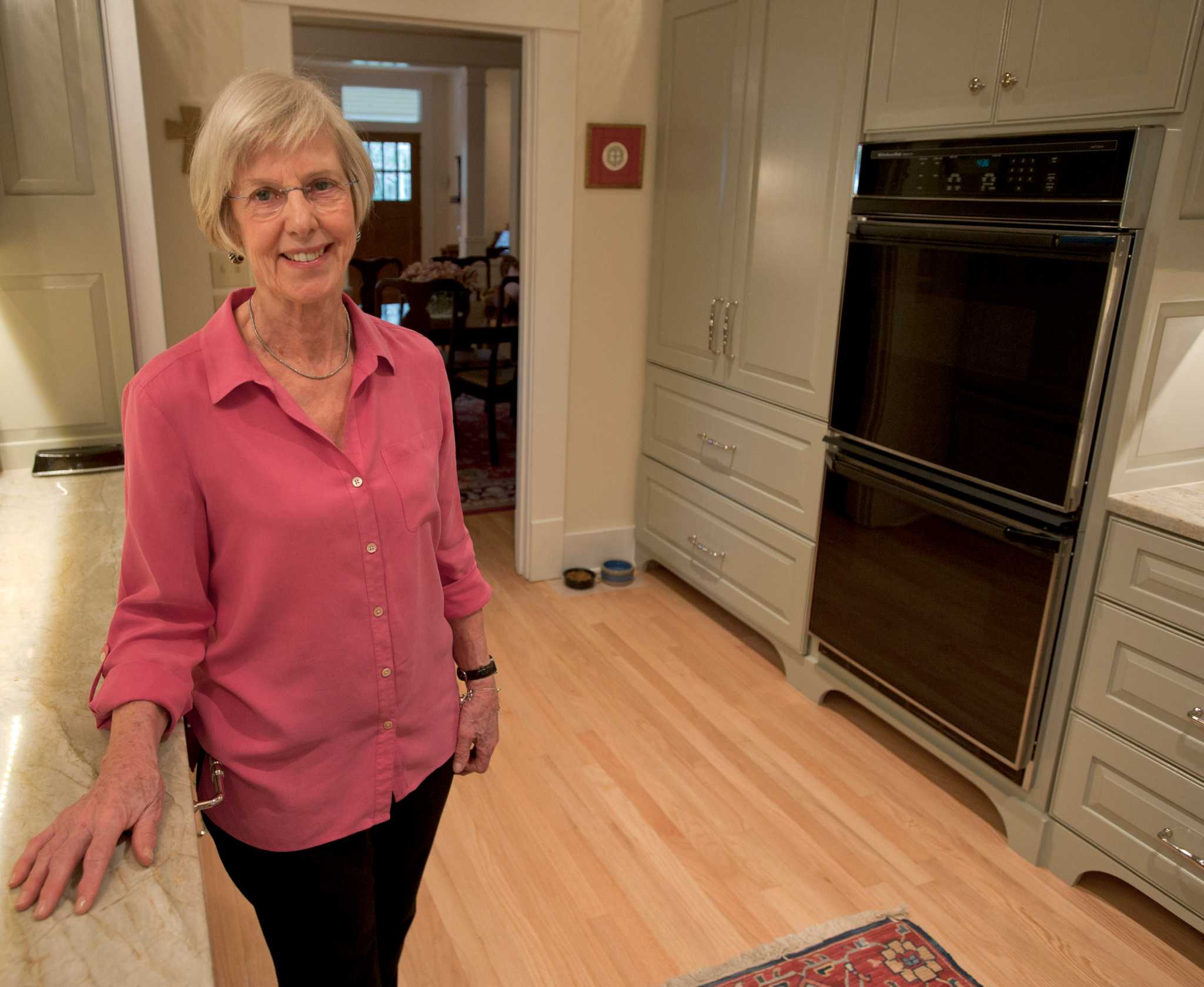 Cooks & Cocinas: Helen Schnelzer