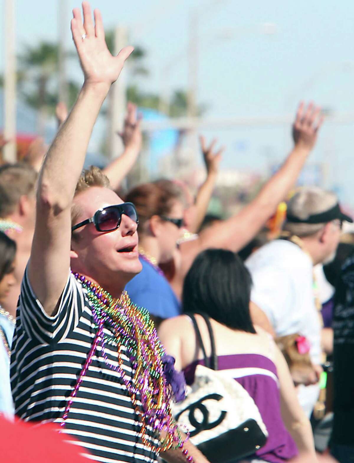 Camping out on seawall for Mardi Gras may cost you