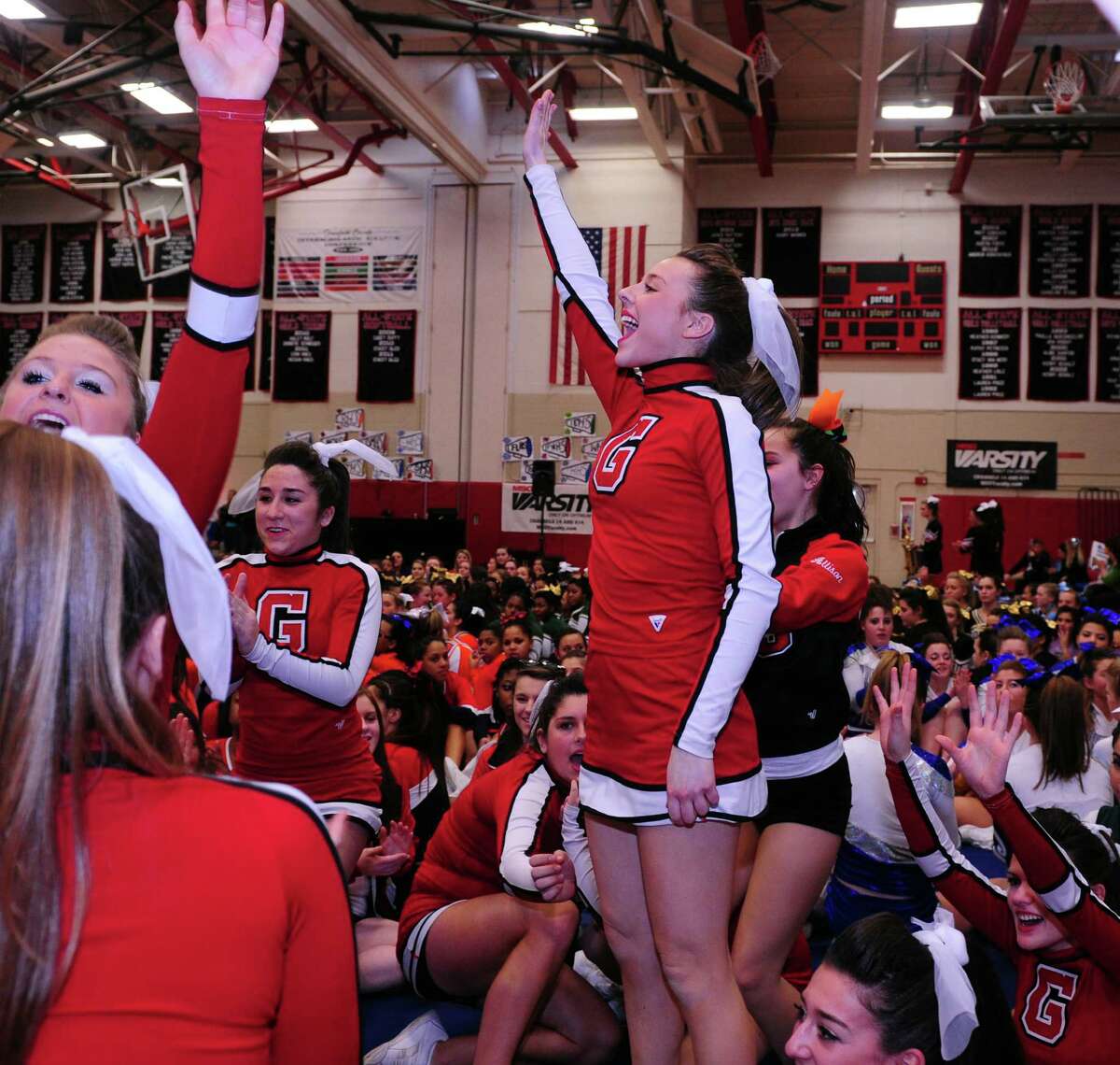 Ludlowe wins 3rd straight FCIAC cheerleading crown