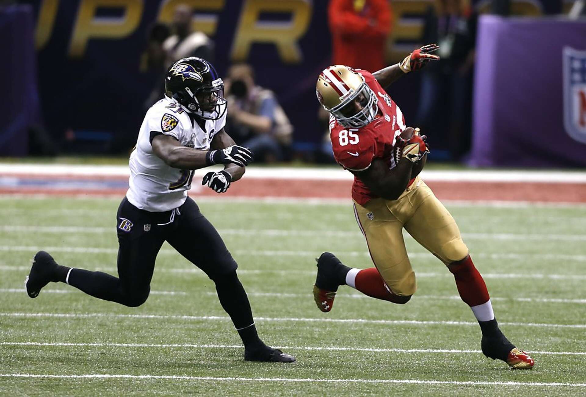 49ers' Crabtree tears Achilles tendon