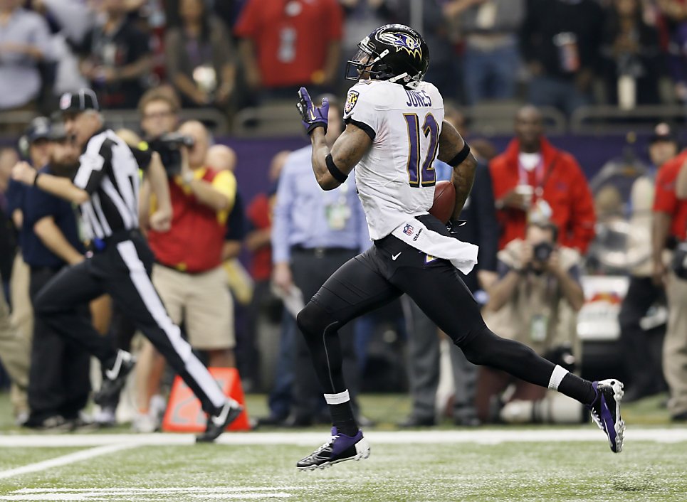 Ravens fly with kickoff-return TD