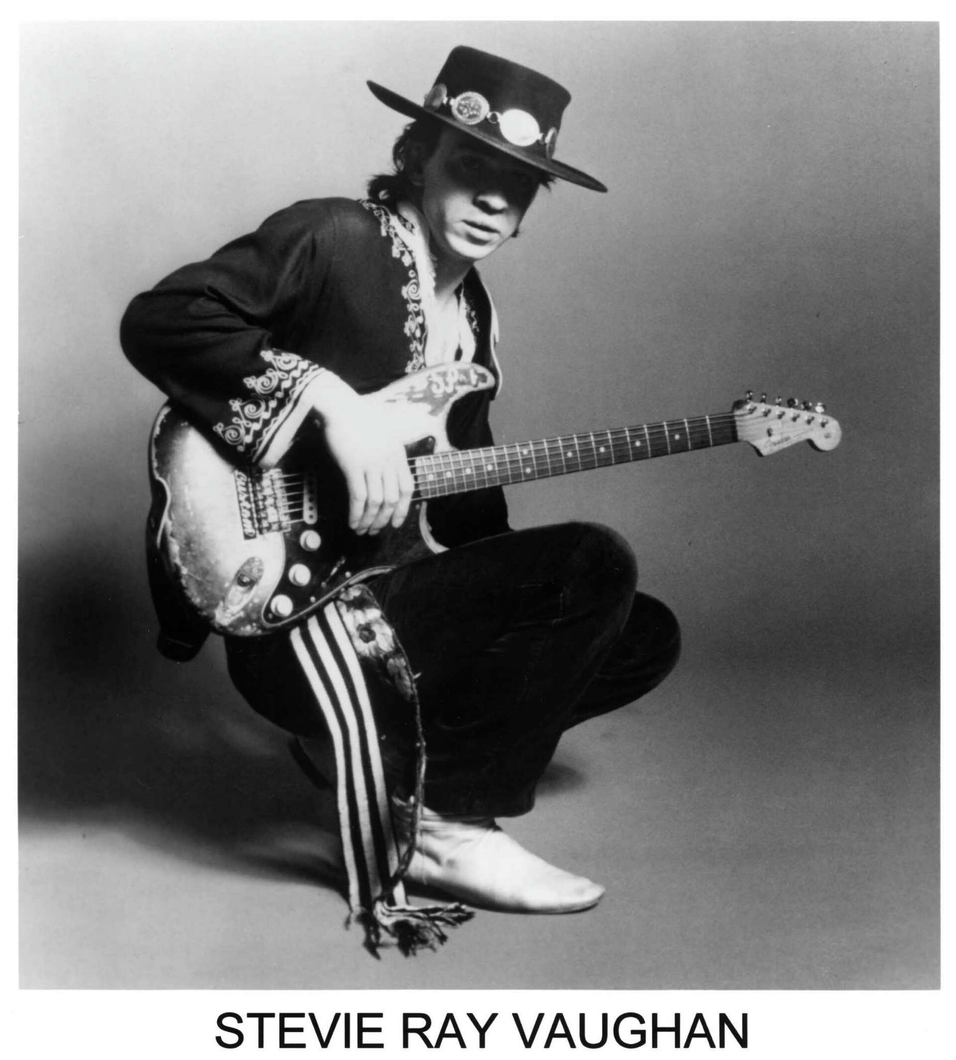 From the archive: Fans, friends lay Stevie Ray to rest