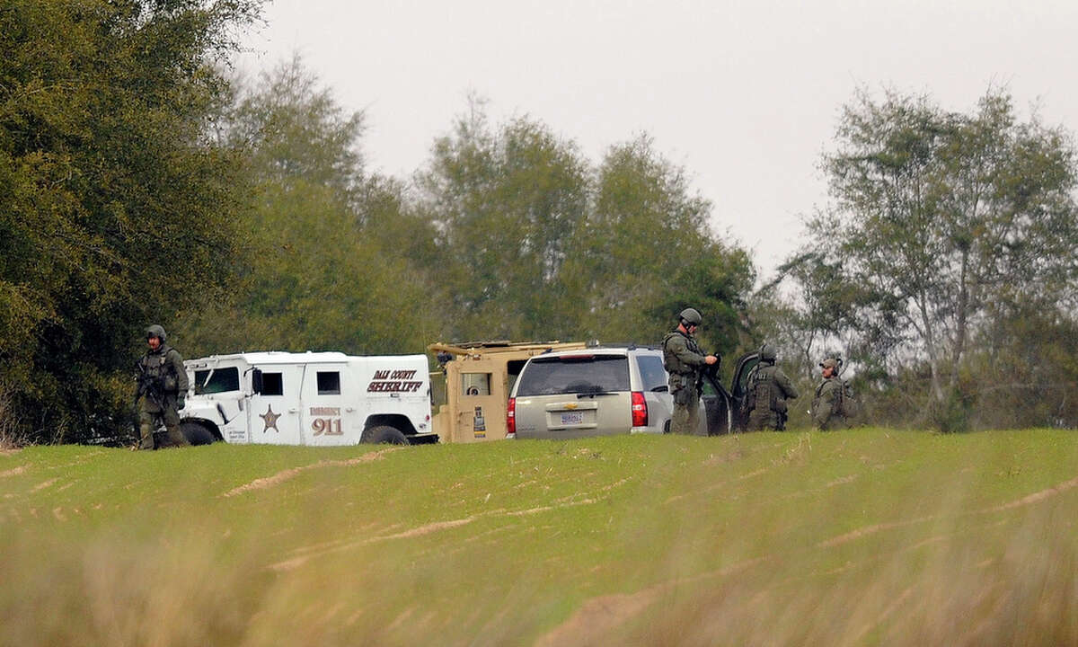Authorities storm Alabama bunker, rescue boy