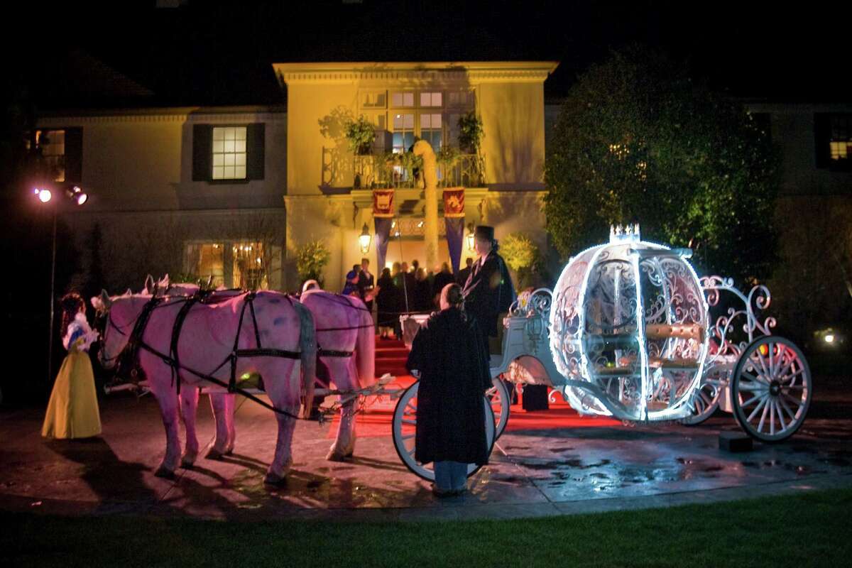 5 unforgettable charity ball themes