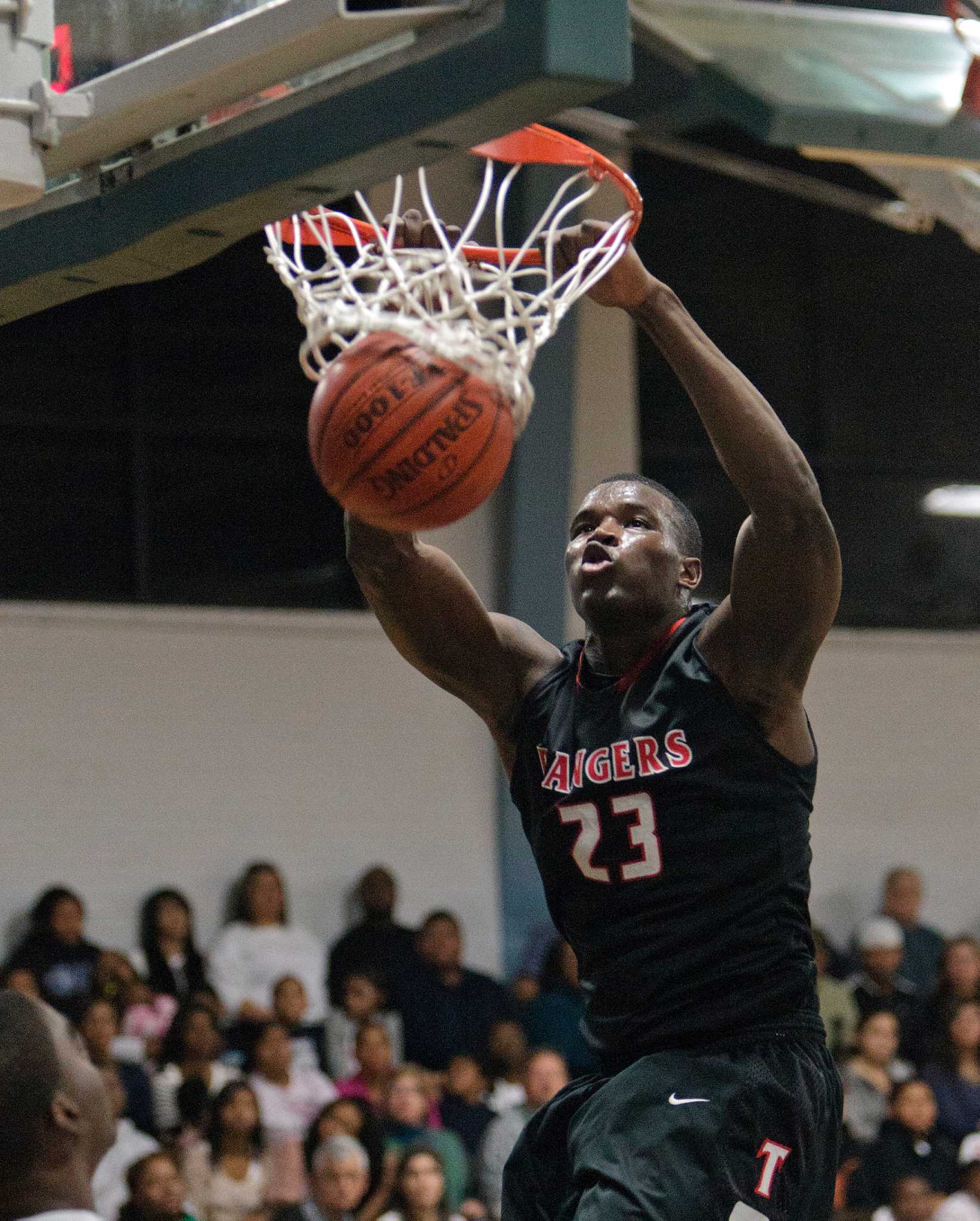 BOYS BASKETBALL: Terry aims for top finish again