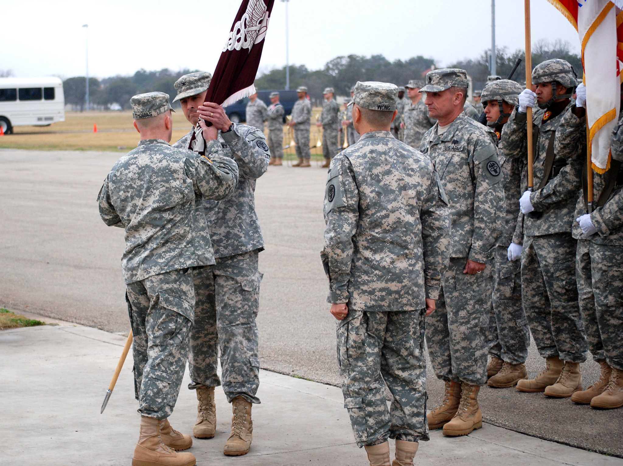BAMC boss leaves, new commander welcomed