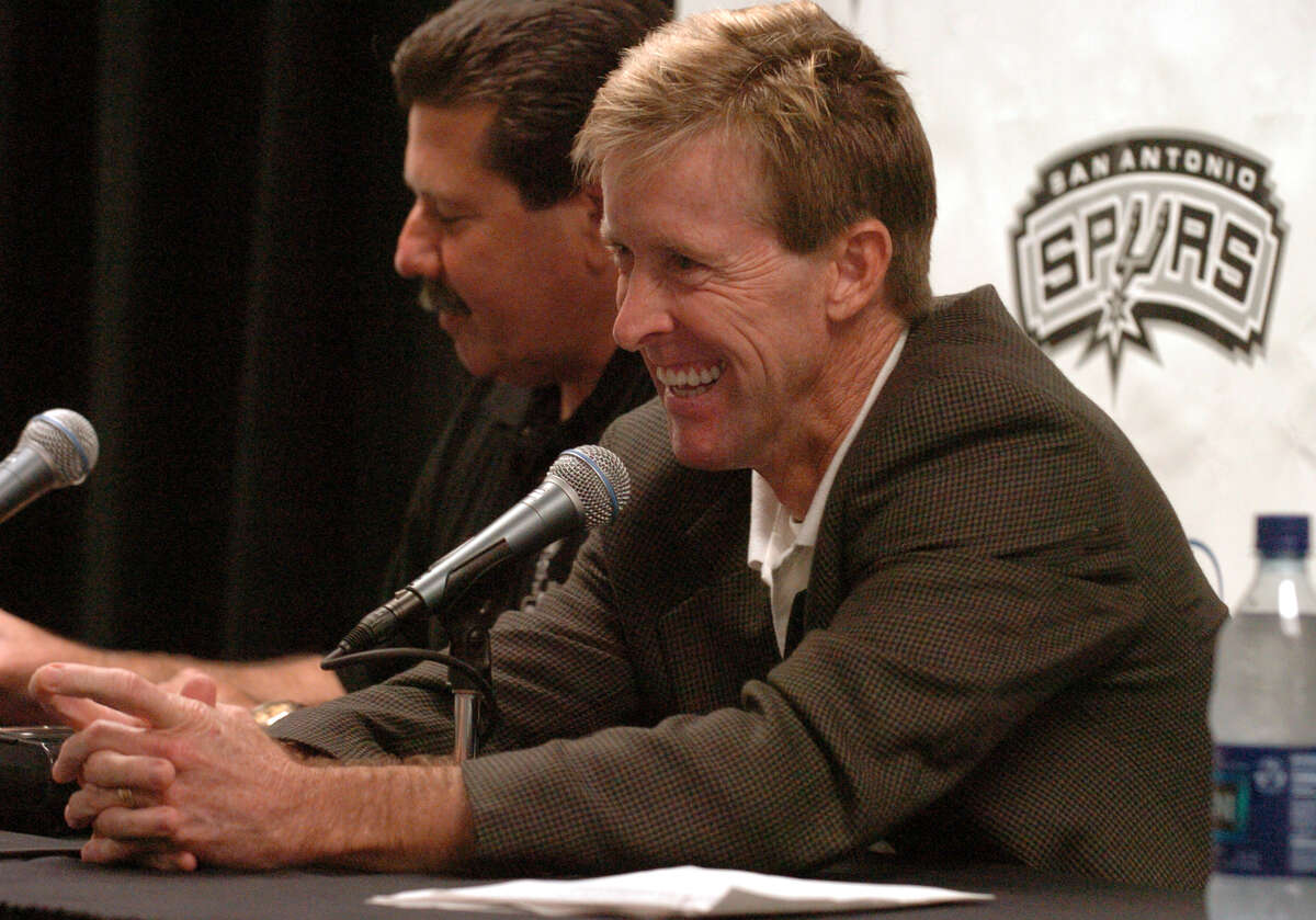 Rob Wicall announces he's departing as the Spurs Coyote