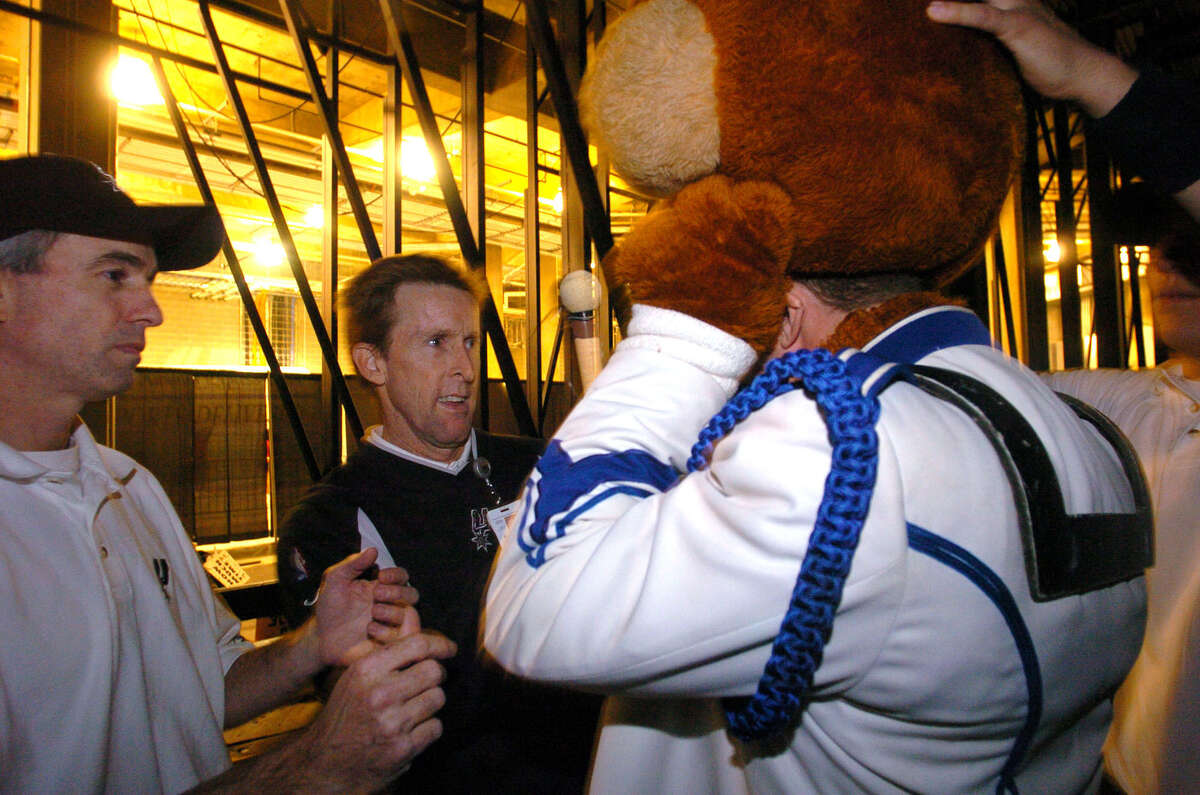 22 things every Spurs fan should know about the Coyote