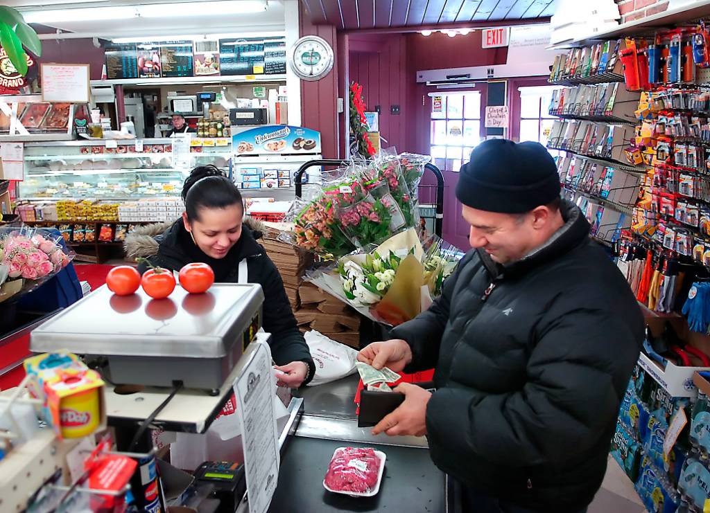 Country market holds distinctive place for North Stamford residents