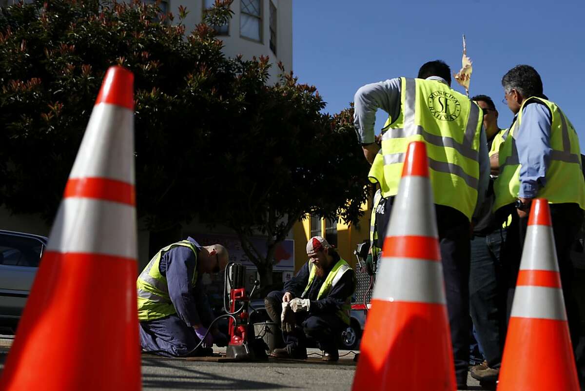 7 hurt in cable-car accident