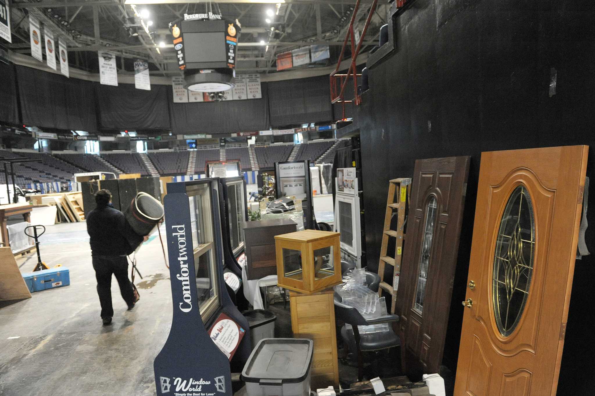 Photos: Getting set for Home Show