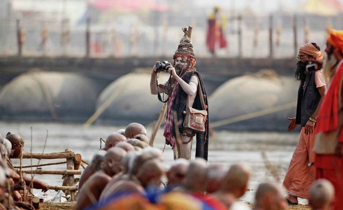 30 awesome photos of Hindu pilgrims in India