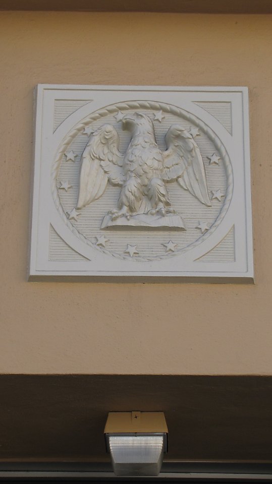 Post office delivers architectural style