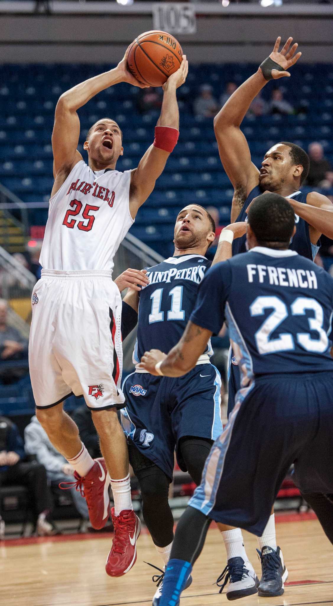 Nickerson, Stags rout Saint Peter's