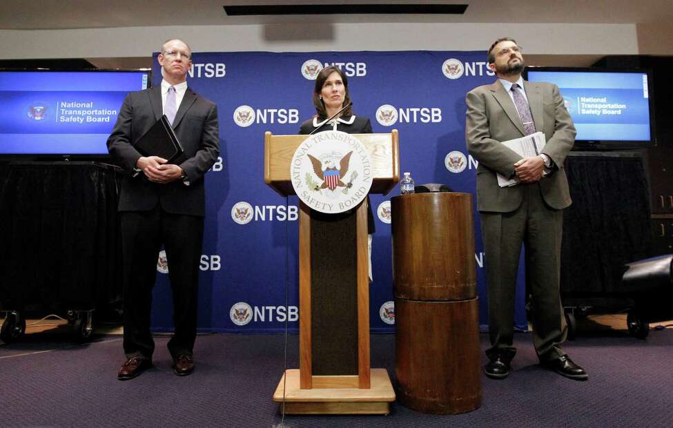 NTSB: Reconsider batteries approval